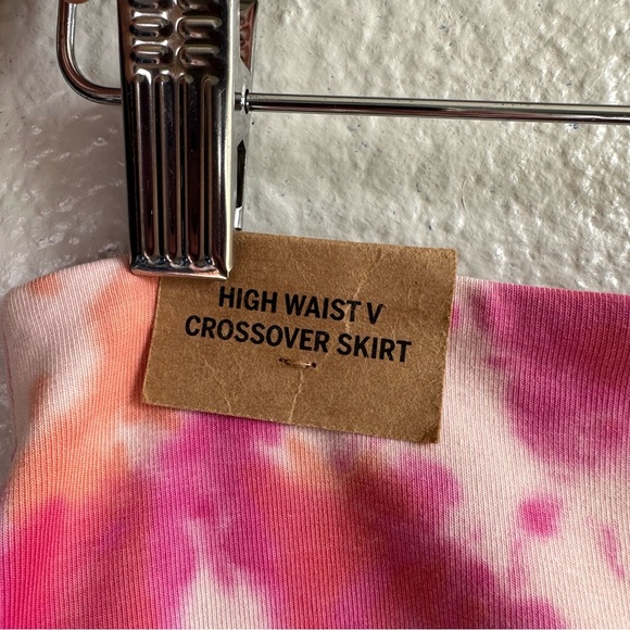 Victoria's Secret | Skirts | Nwt Pink Victorias Secret High Waist V ...